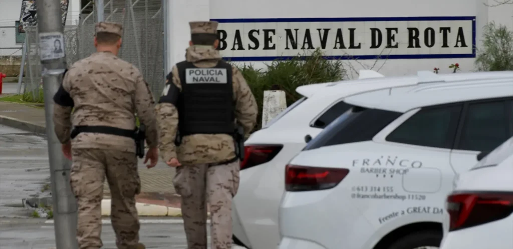 ¿Podrían abandonar los efectivos estadounidenses las bases de Rota y ...